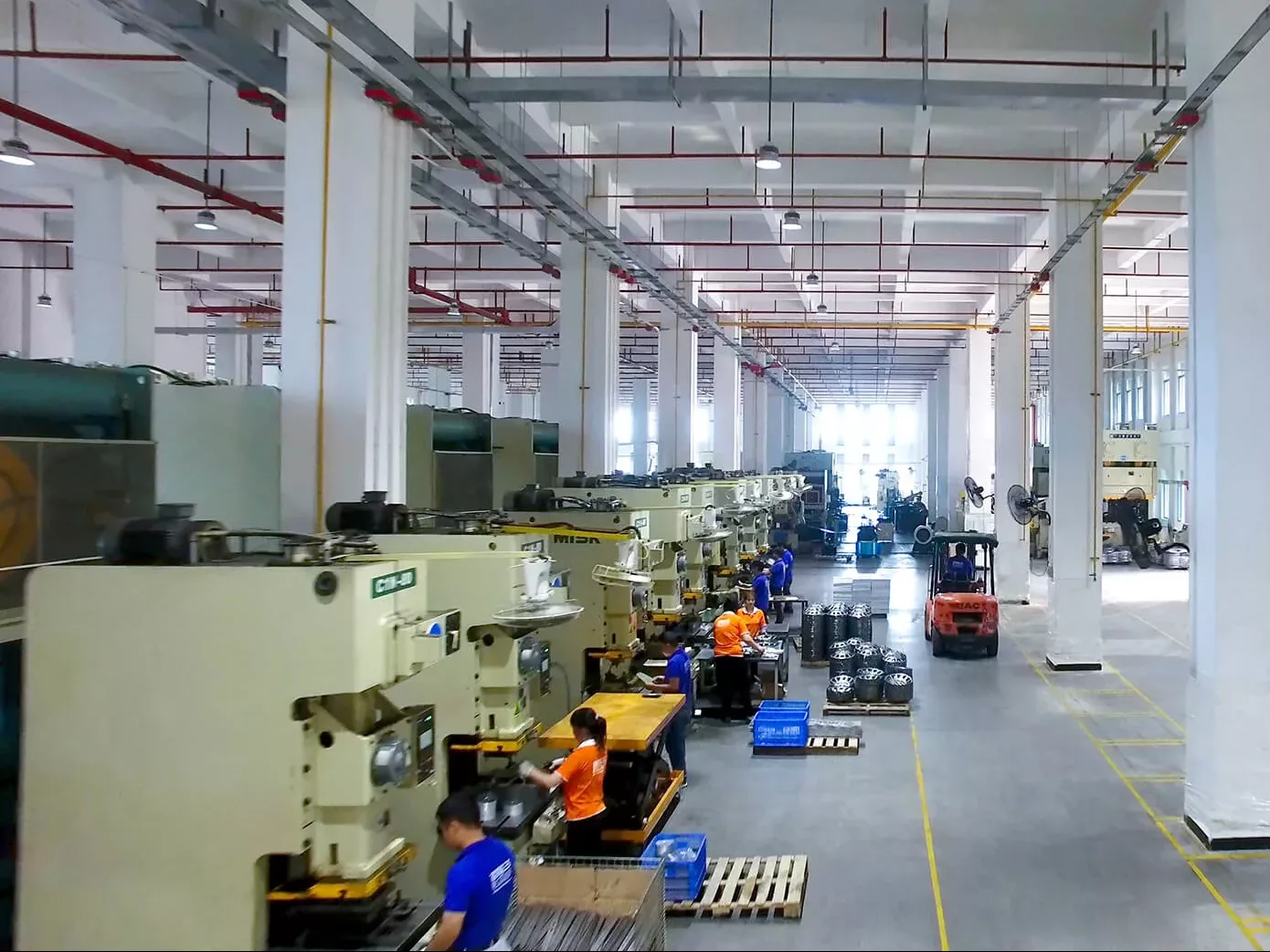 LED Lighting Manufacturer | Solar, High Bay, Flood & More